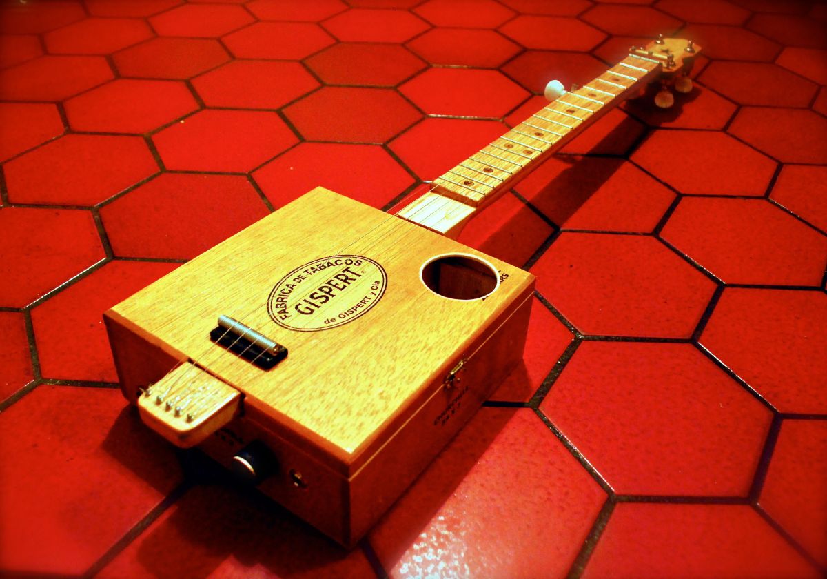 5 String Cigar Box Banjo | Five Points Instruments